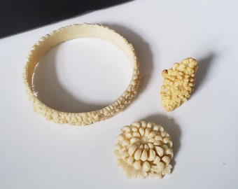 Carved Ivory Ring | Etsy