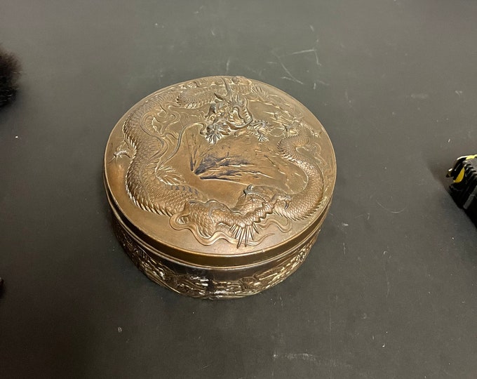 Very Cool Signed Chinese Dragon Box Amazing Dragon Detailed and Lovely ...