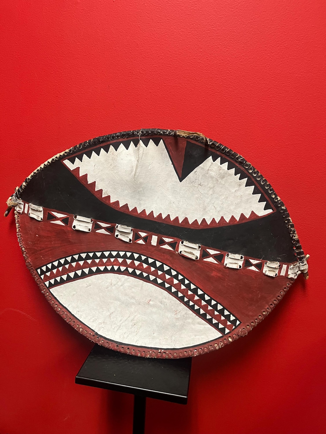 Massive Authentic Stunning African Authentic Shield — 33 X 21 Inches ...