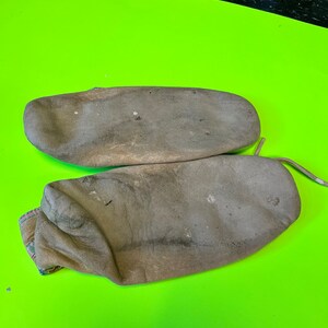 7 Inch Indigenous First Nations Antique Leather and Beaded Moccasins ...