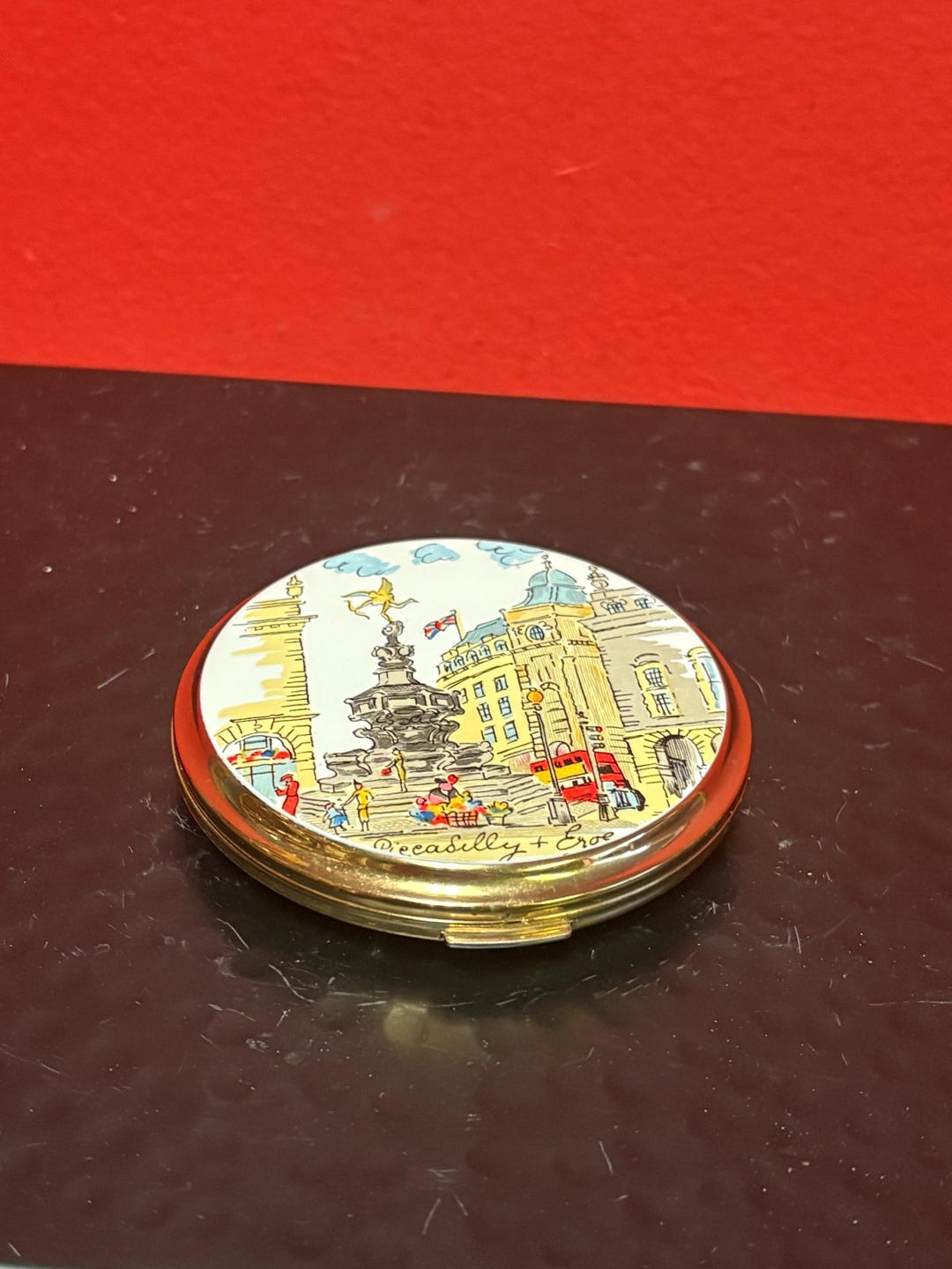 Lovely Vintage STRATTON Compact in Good Condition With London, England ...