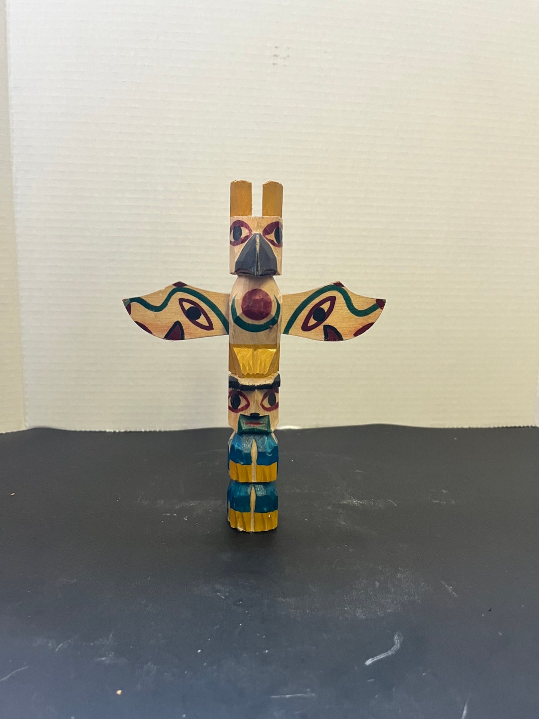 Indigenous Primitive Polychrome Canadian Vancouver Island Pacific ...