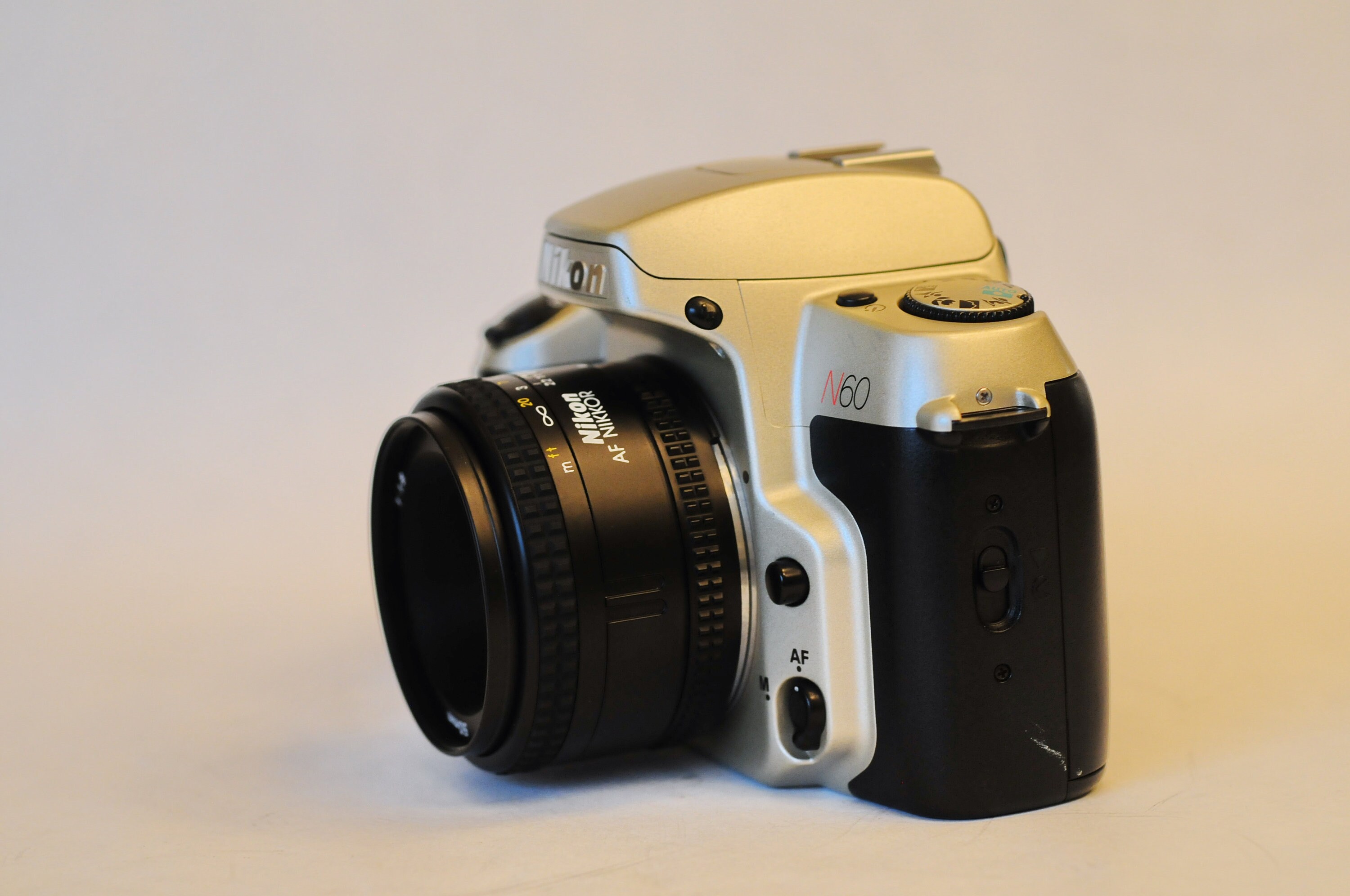 Nikon N60 Vintage Autofocus Film 35mm Camera W/nikkor AF 50mm F1.8 Lens ...