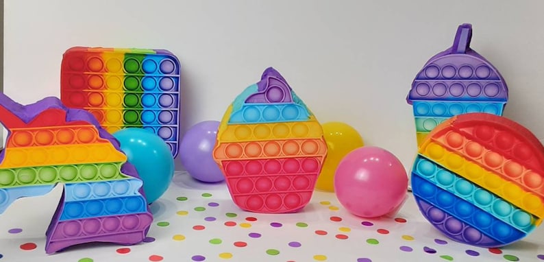 5 Pop It Mini Pinatas Pop It Mini Pinata Pop It Party Pop It Birthday ...