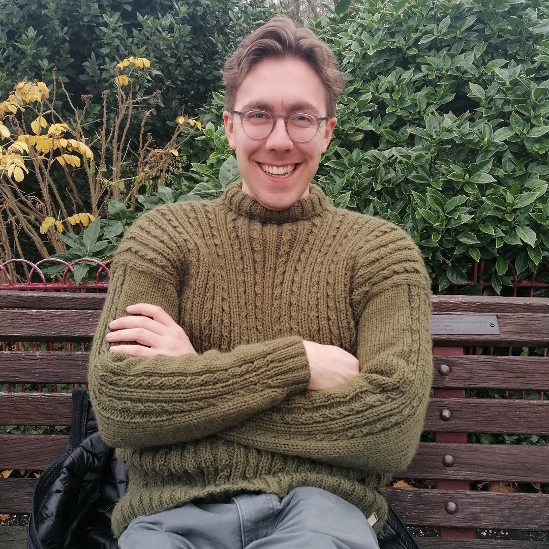 Big Time Twist Jumper: Intermediate Knitting Pattern Ribbed Sweater ...