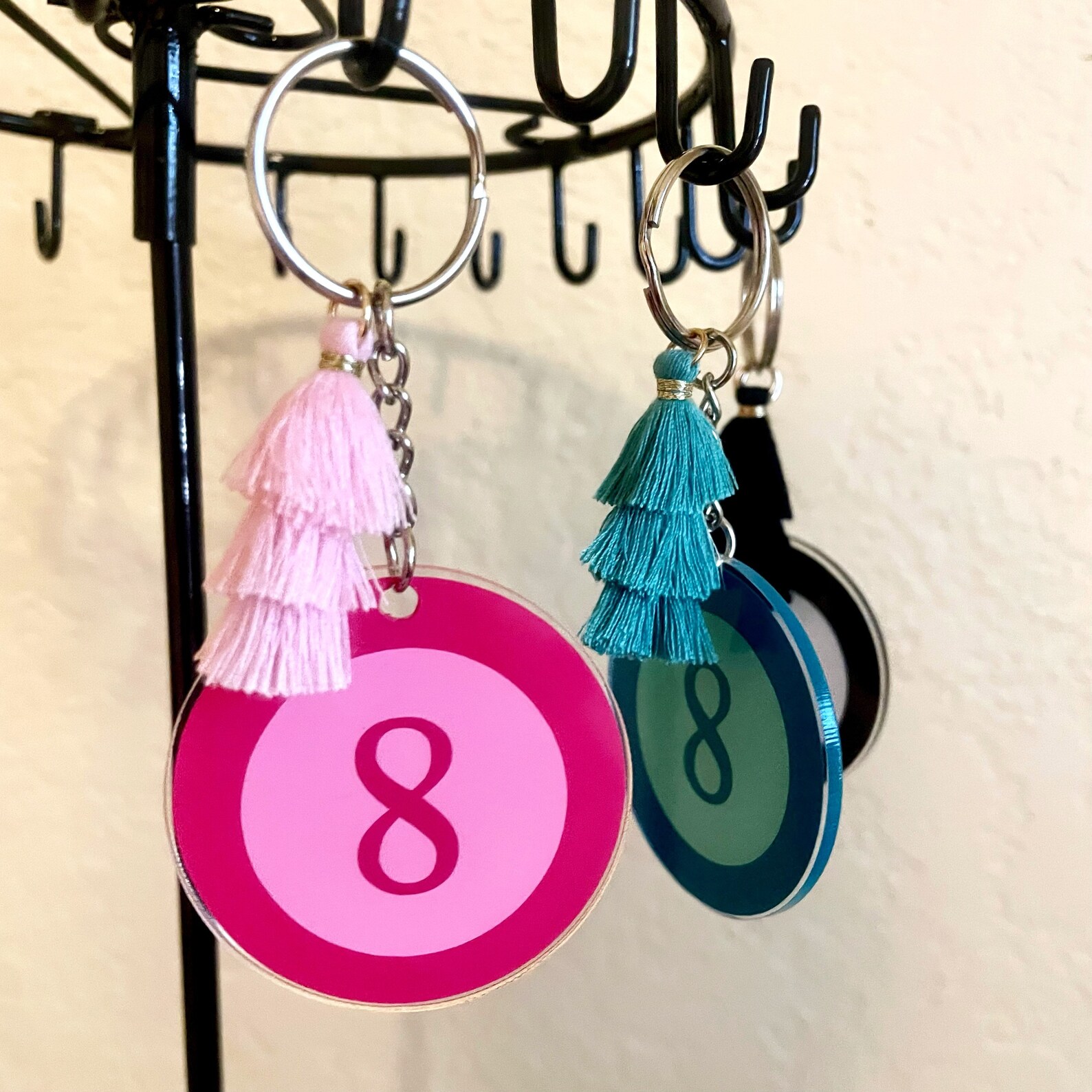 Magic 8 Ball Keychain (pink) - Etsy
