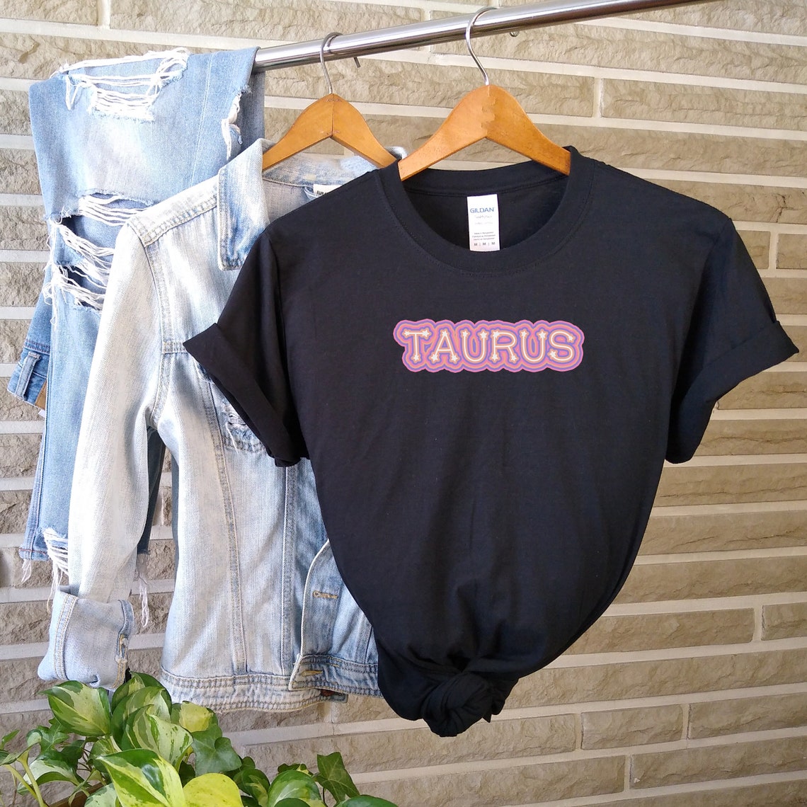 Astrology Tee Retro Inspired Taurus Graphic T Shirt Taurus Etsy