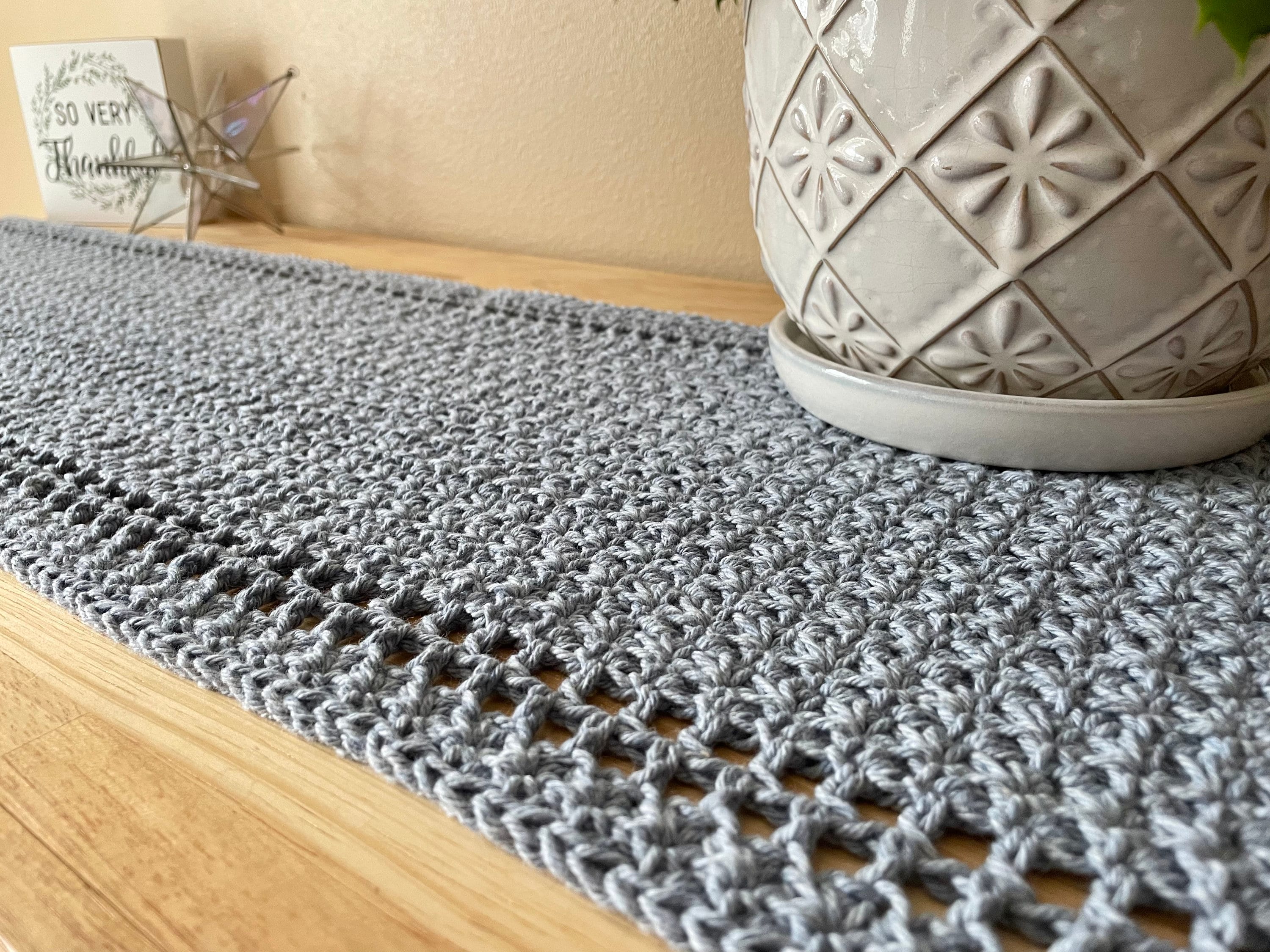 Modern Table Runner Crochet Pattern // Crochet Placemat - Etsy UK