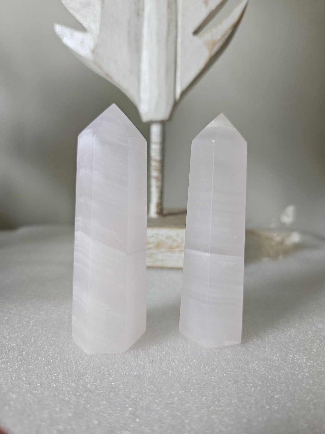 Mangano Calcite Towers / UV Reactive Generators - Etsy