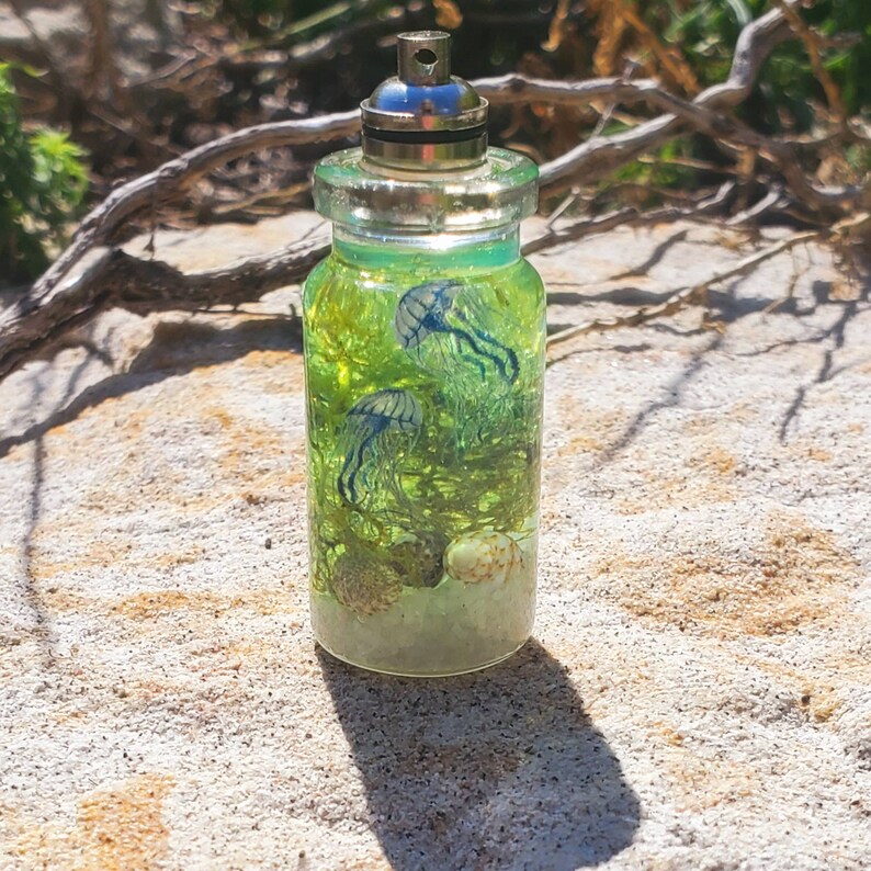 Jellyfish Ocean Jar With LED Light Tiny Fish Ocean Jewelry - Etsy