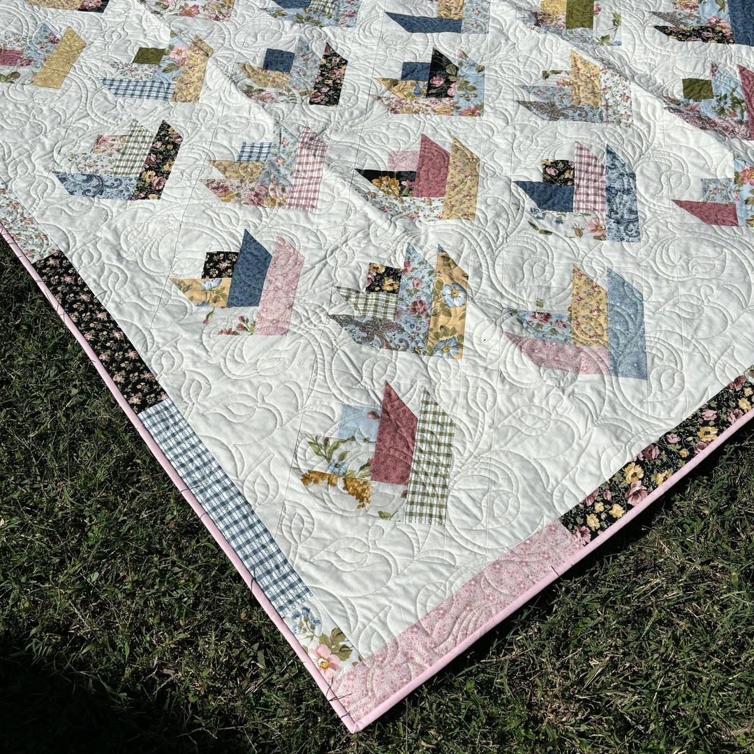 Handmade Patchwork Quilt | Florals | Floral Bouquet - Etsy