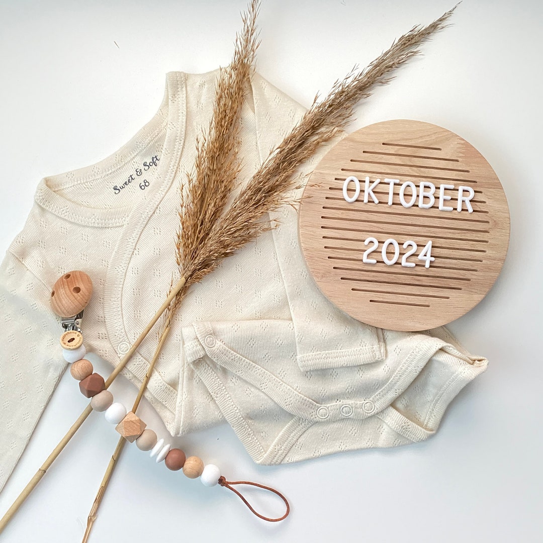 Round Letter Board Incl. Letters, Numbers and Symbols, Pregnancy ...