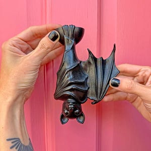 Bat Door Knocker – Gothic Halloween Front Door Decor, Spooky Bat ...