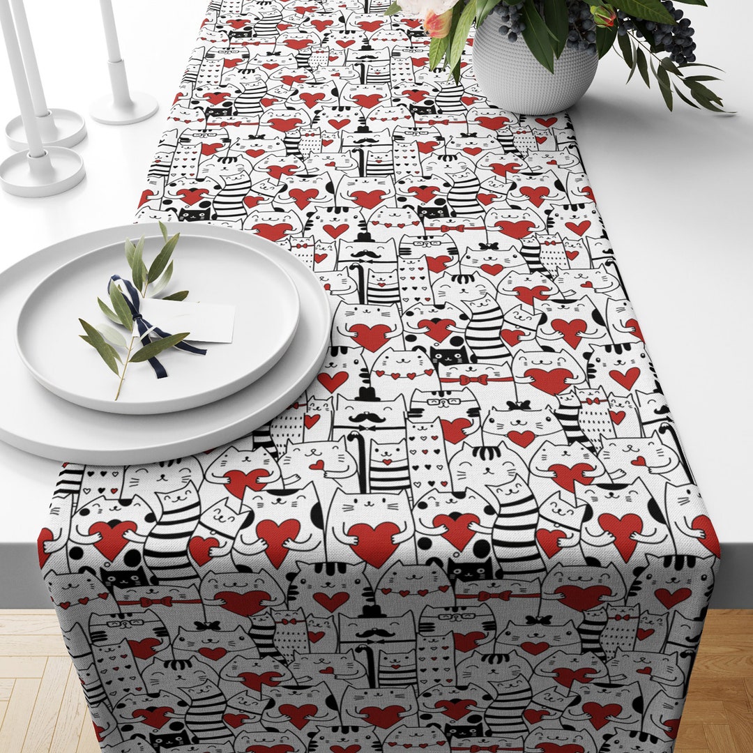 Valentine's Day Table Runner, Heart Table Runner, Valentine's Day Red ...