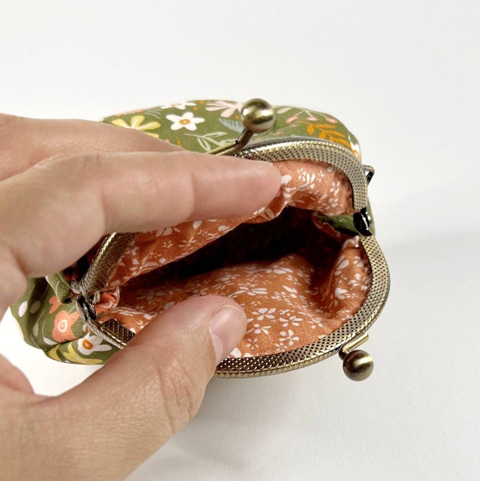 Double Kisslock Wallet | Metal Frame Wallet | Kiss Lock Coin Wallet ...