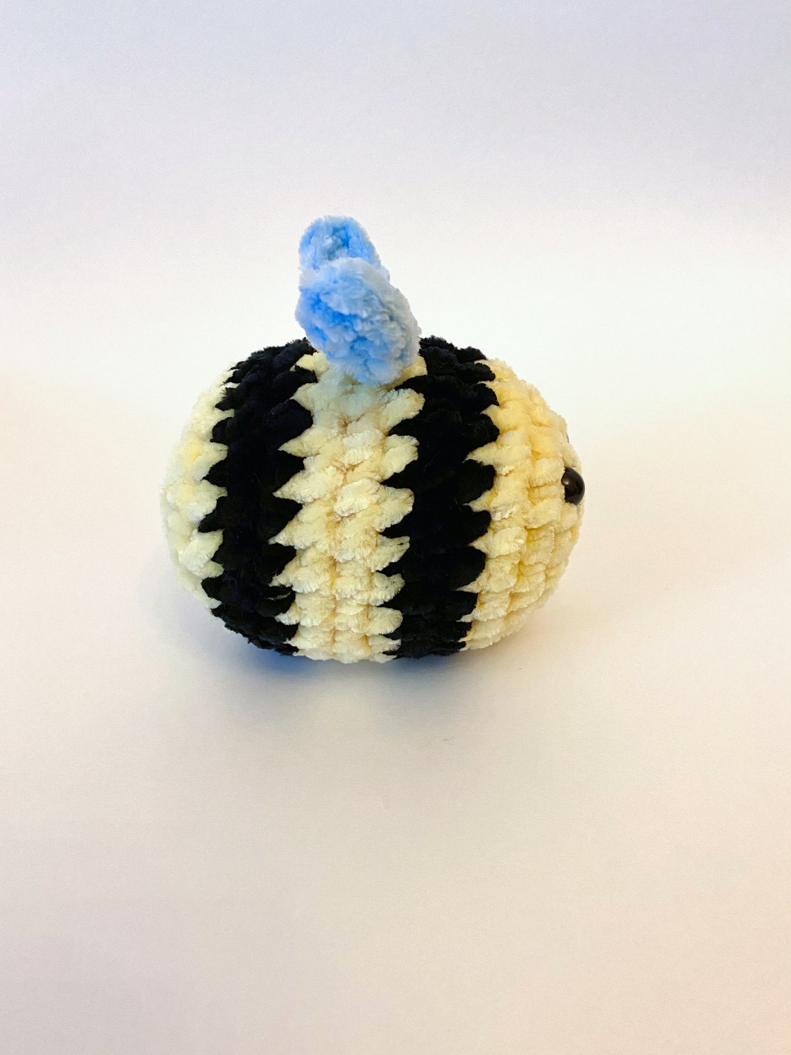 Mini Bee Critter Crochet Plush Toy/amigurumi Bee/stuffed | Etsy