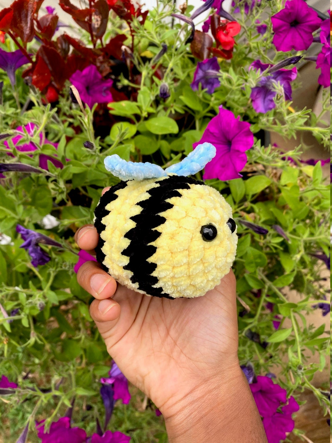 Mini Bee Critter Crochet Plush Toy/amigurumi Bee/stuffed Animal From ...