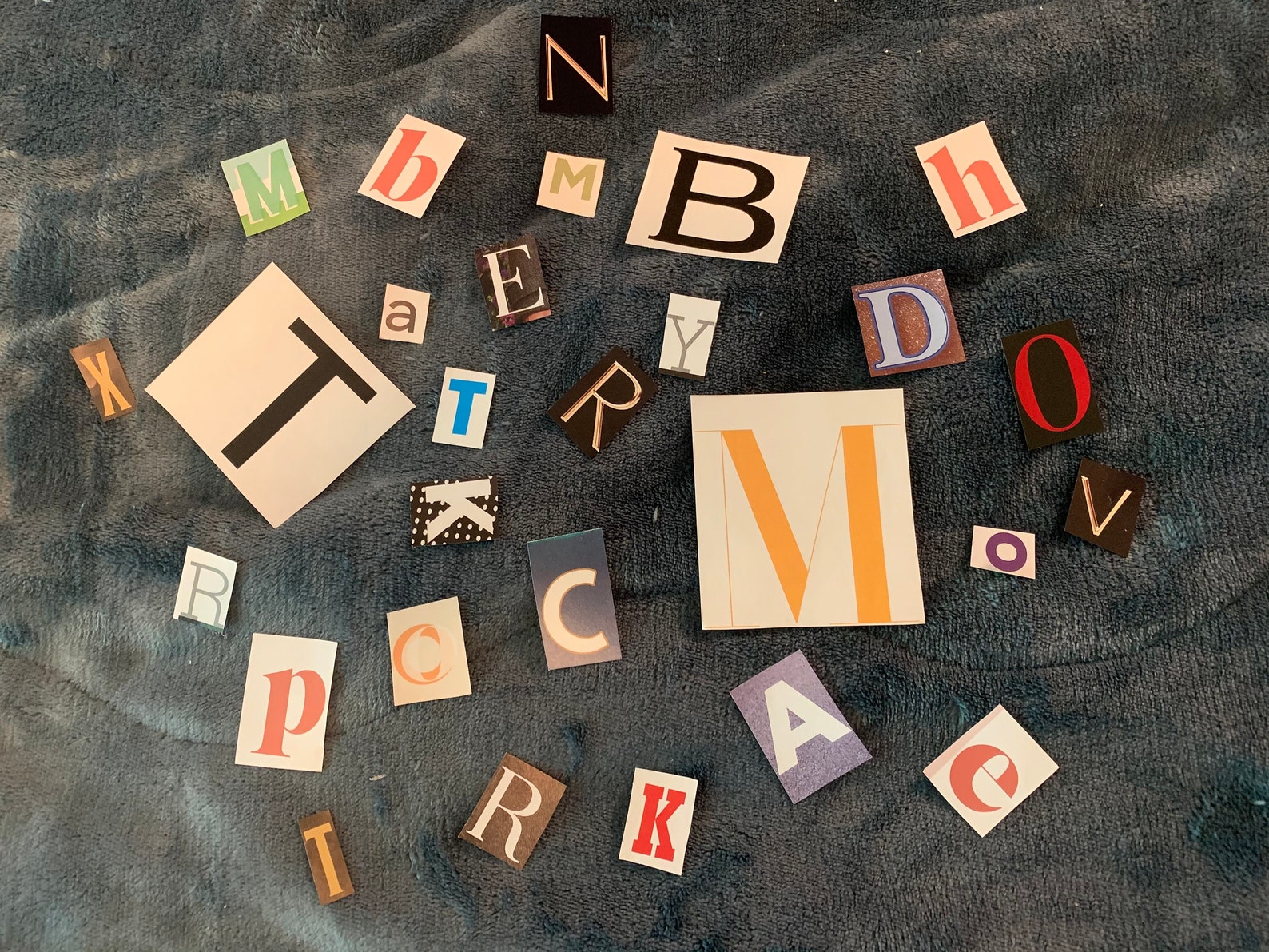 Magazine Letters. Pre-cut Magazine Letters A-Z 40 Letters of Various ...