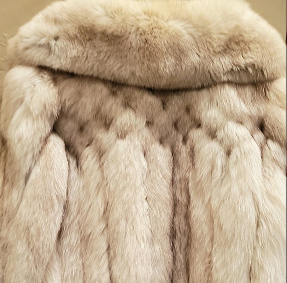 Fox Fur Coat: Ivory Fur with Brown Tips - Gem