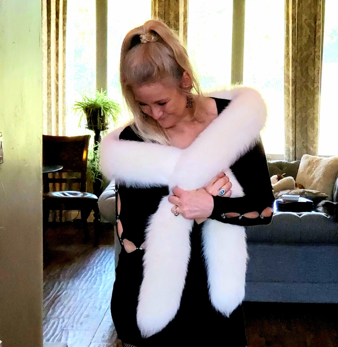 White Fox Fur Boa Wrap With Tails - Etsy
