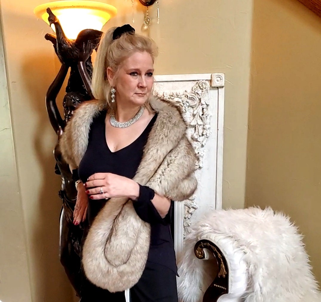 Glamorous Blue Fox Fur Stoll/wrap - Etsy