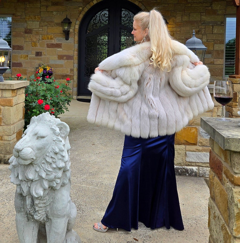 Luxurious Ivory Fox Fur Coat With Oversized Collar Sz L - Etsy