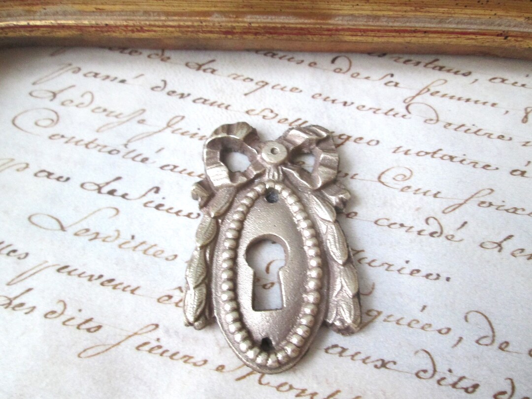 1920's French Escutcheon Antique French Bronze Escutcheon Louis XVI Style Bow and Beading. - Etsy