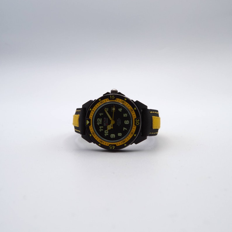 Sector - (new) Vintage Swiss Watch Years '00 Quartz - Etsy