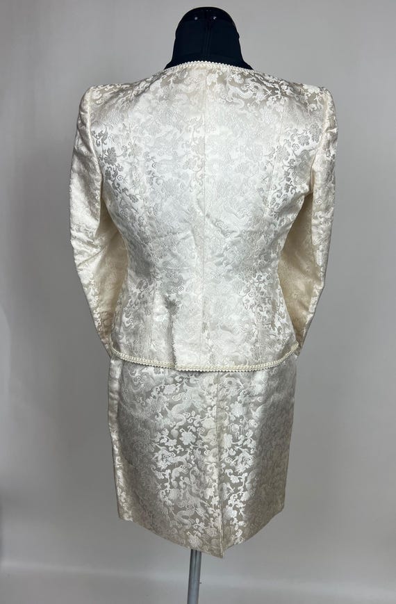 Cream Brocade set jacket and Skirt Size Small 80s/ 9… - Gem