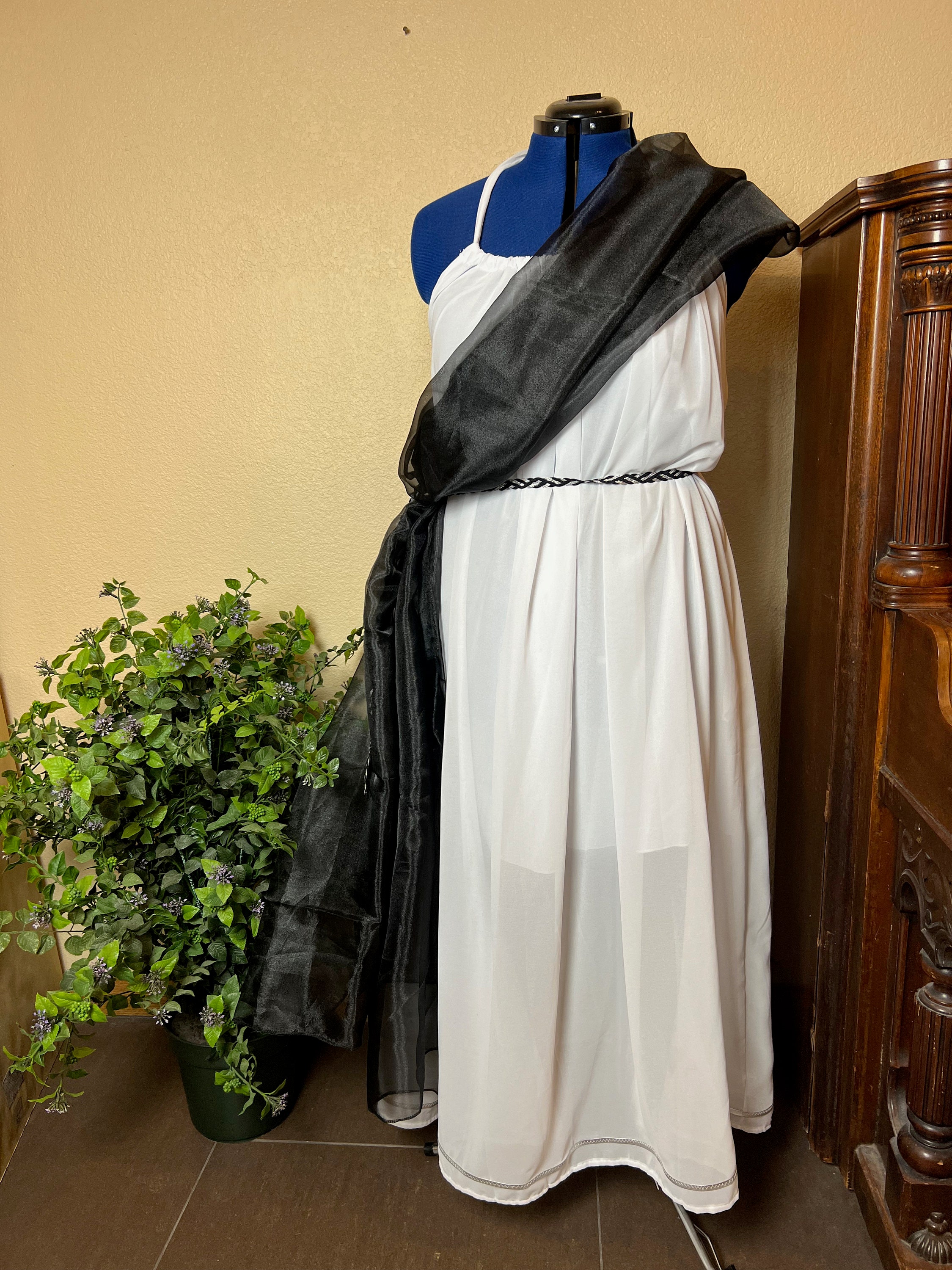 Greek Goddess Costume Black Shawl Halloween Costume Size One Size M - L ...