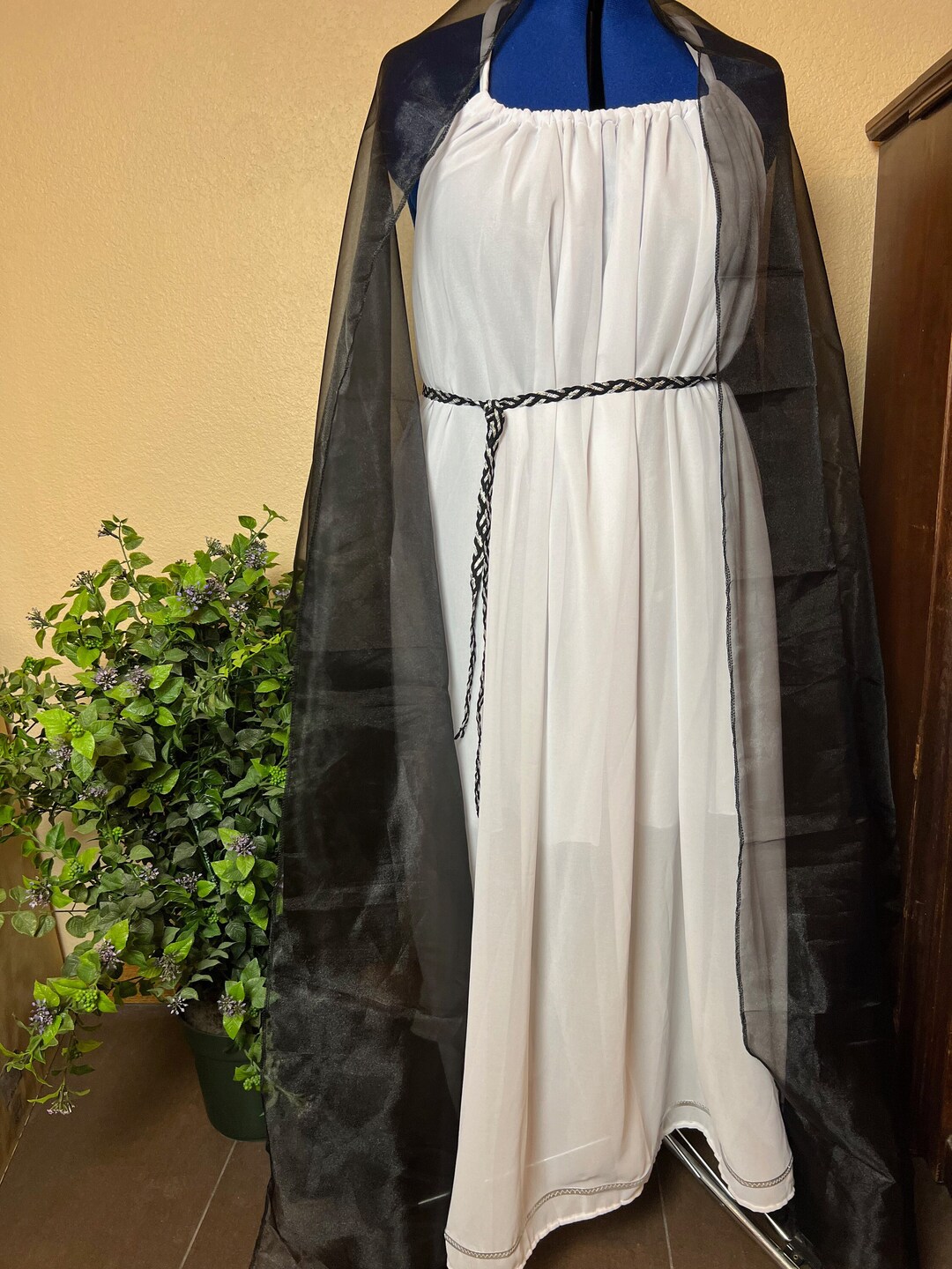 Greek Goddess Costume Black Shawl Halloween Costume Size One Size M - L ...