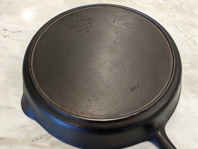 MINT Vintage Wagner 14 Skillet Cast Iron 1064 INCREDIBLE - Etsy