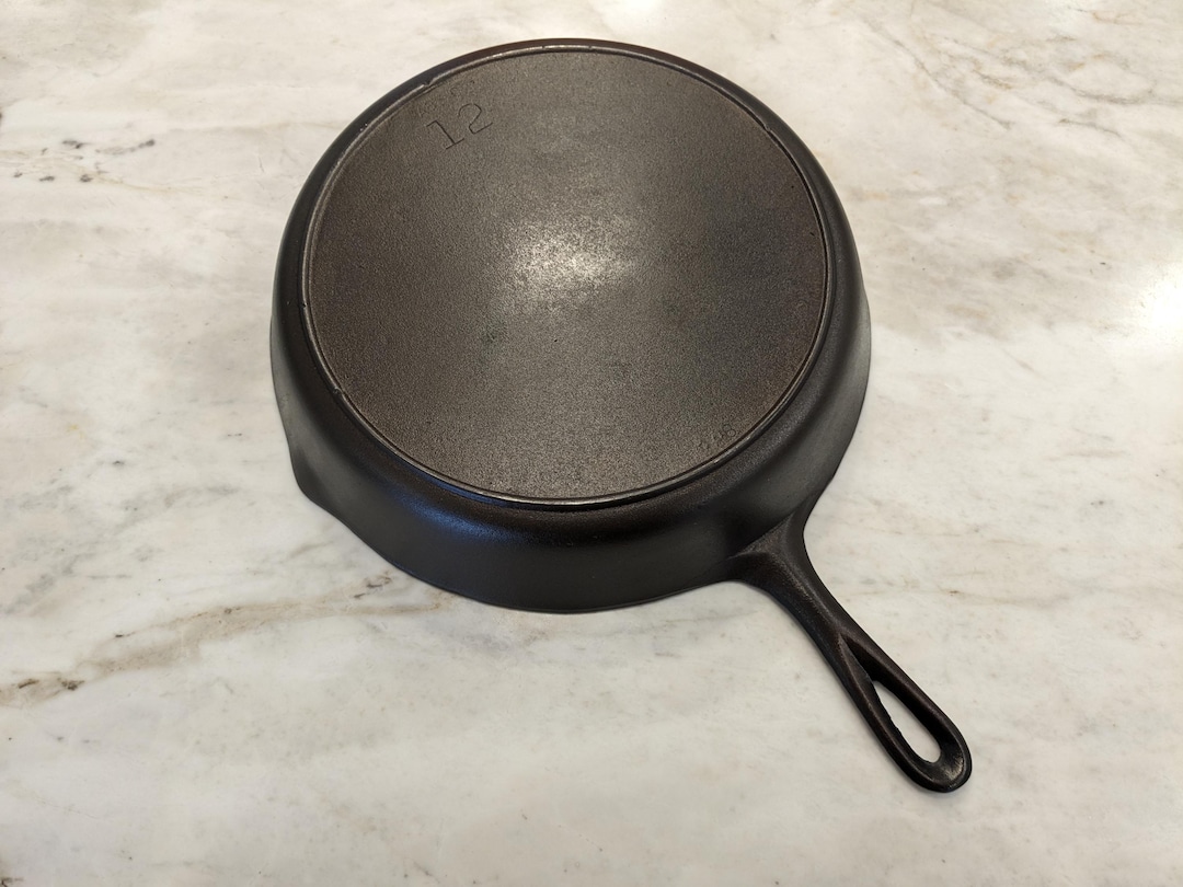 HUGE Vintage Lodge 12 Three Notch Cast Iron Skillet Heat Ring WOW - Etsy