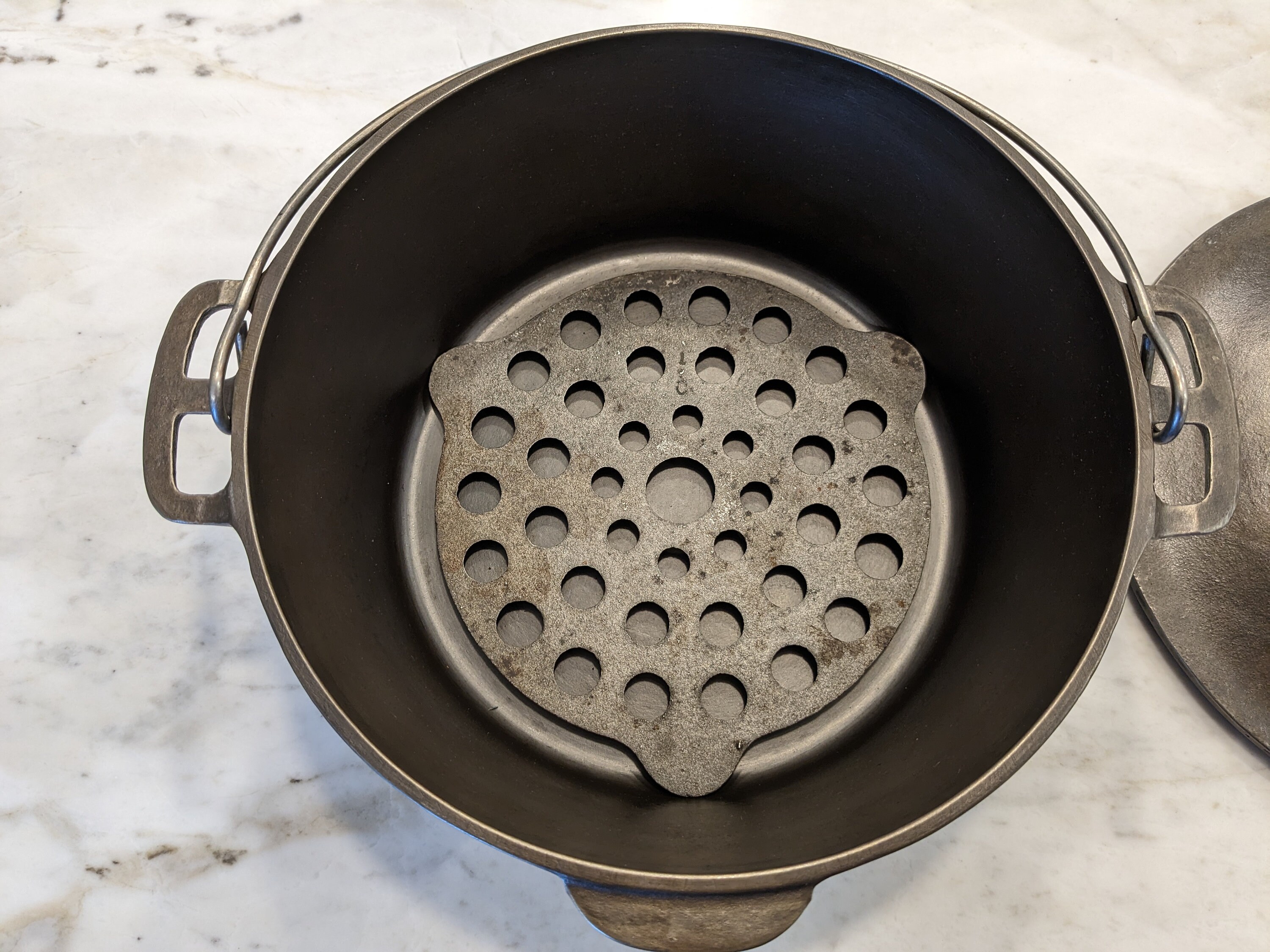 RARE Vintage Wagner 7 Dutch Oven Round Roaster Turtle Top W/ Trivet WOW ...