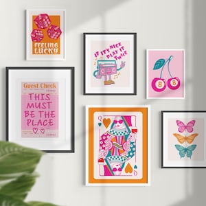 Preppy Wall Art Set of 30 Colorful Dorm Wall Decor for Girls Cute ...