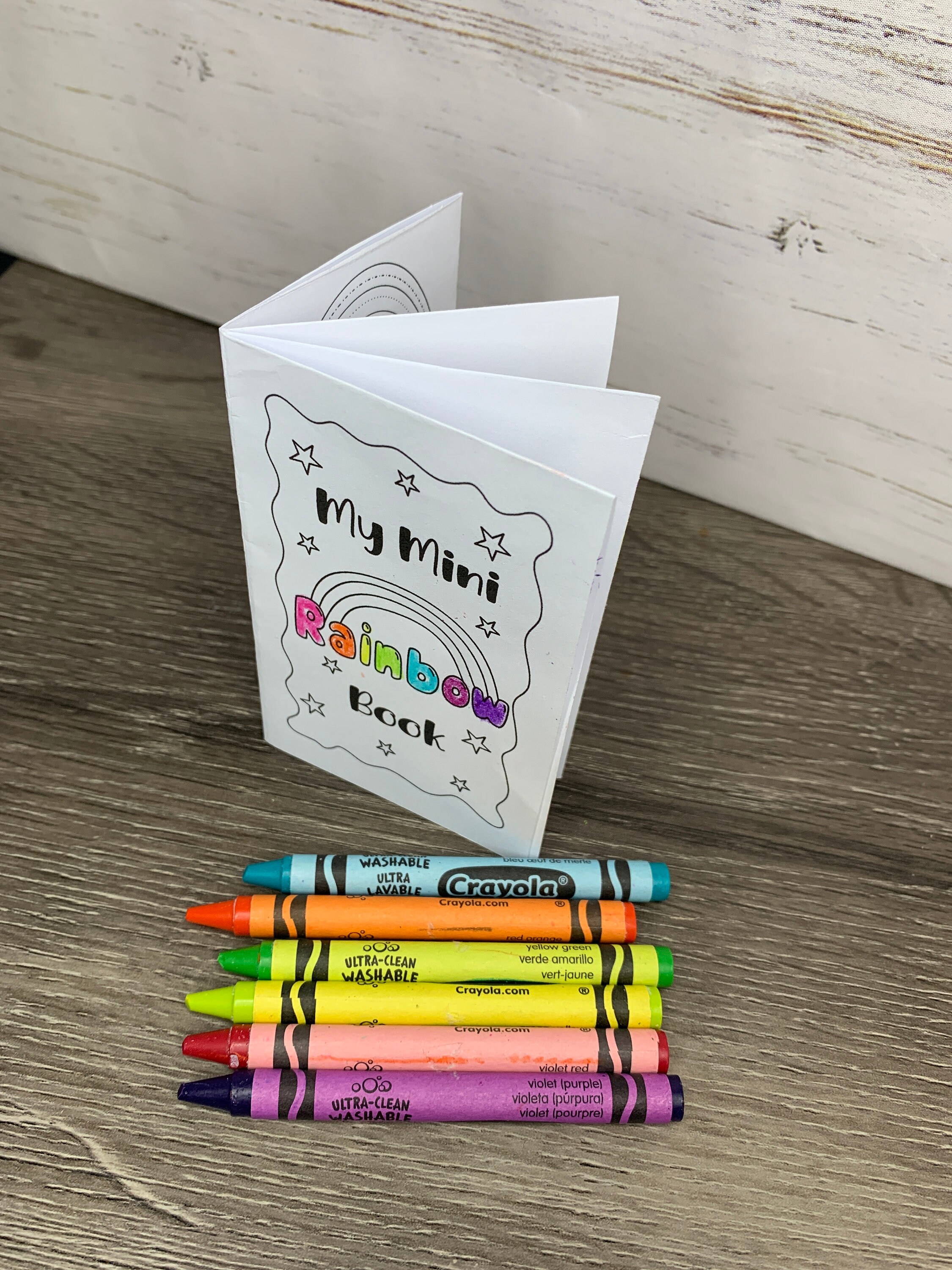 Rainbow Mini Coloring Book | Rainbow Birthday Party Favor Printable - Etsy