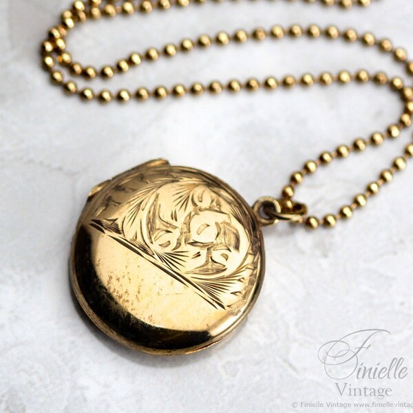 Victorian Antique Locket Necklace - Etsy UK