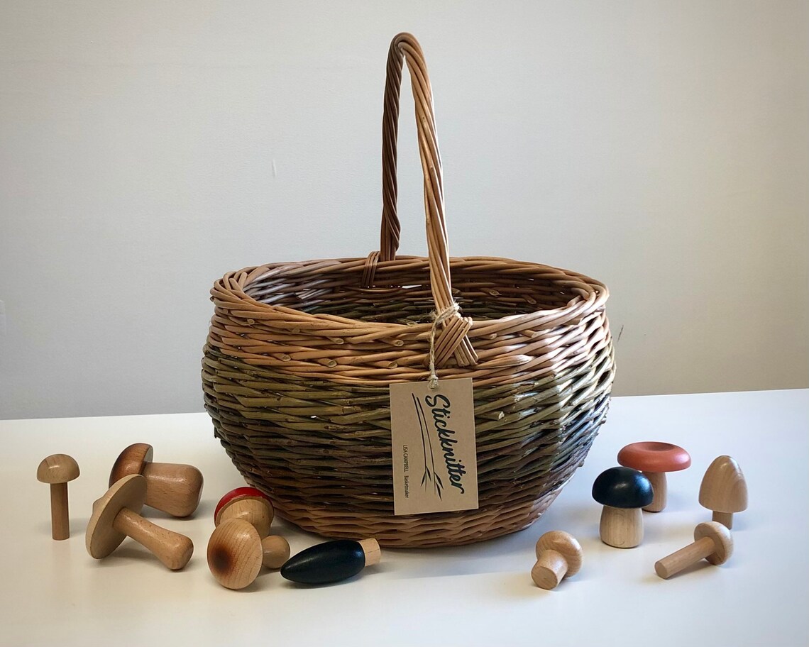 Round Foraging Basket - Etsy
