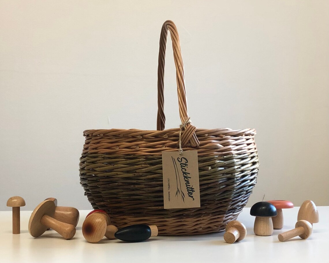 Round Foraging Basket - Etsy