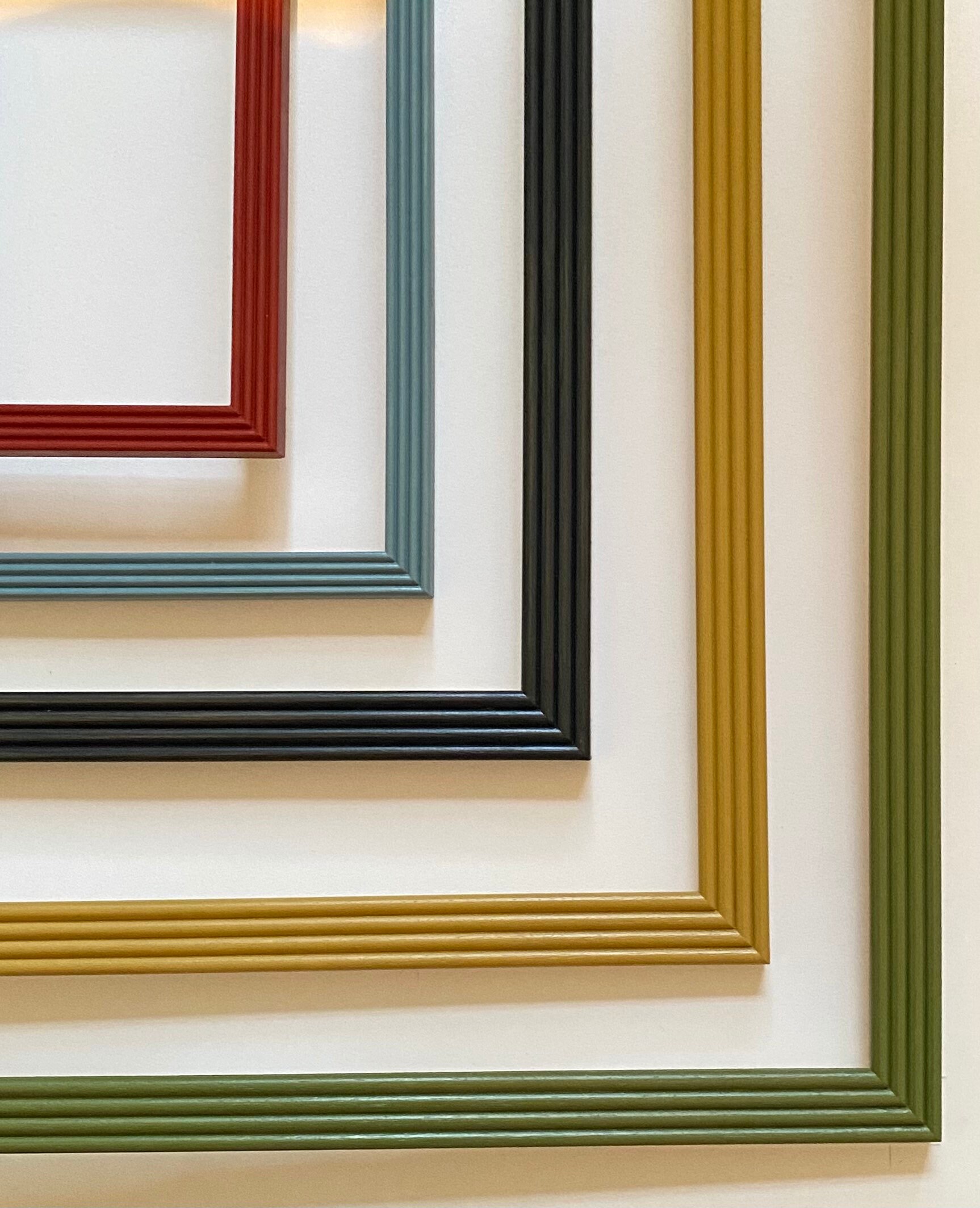 Beautiful Reeded Hand Painted Lacquered Picture Frames. Any Colour and ...