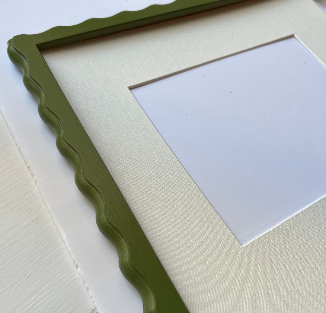 Beautiful Hand Painted Lacquered Wiggle Picture Frames. Any Colour and ...