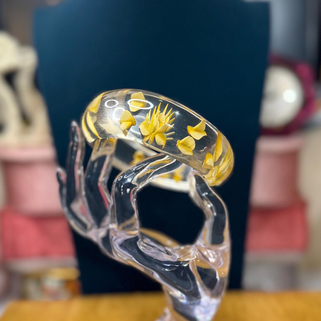 Reverse Carved Lucite Vintage Bangle Botanical Motif - Etsy