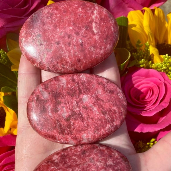 Thulite - Etsy