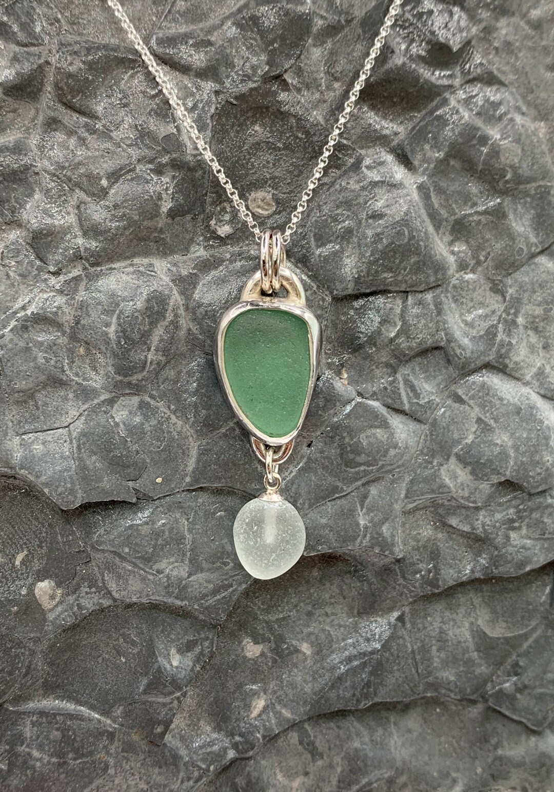Green Sea Glass & Silver Drop Lyme Regis Pendant - Etsy Österreich