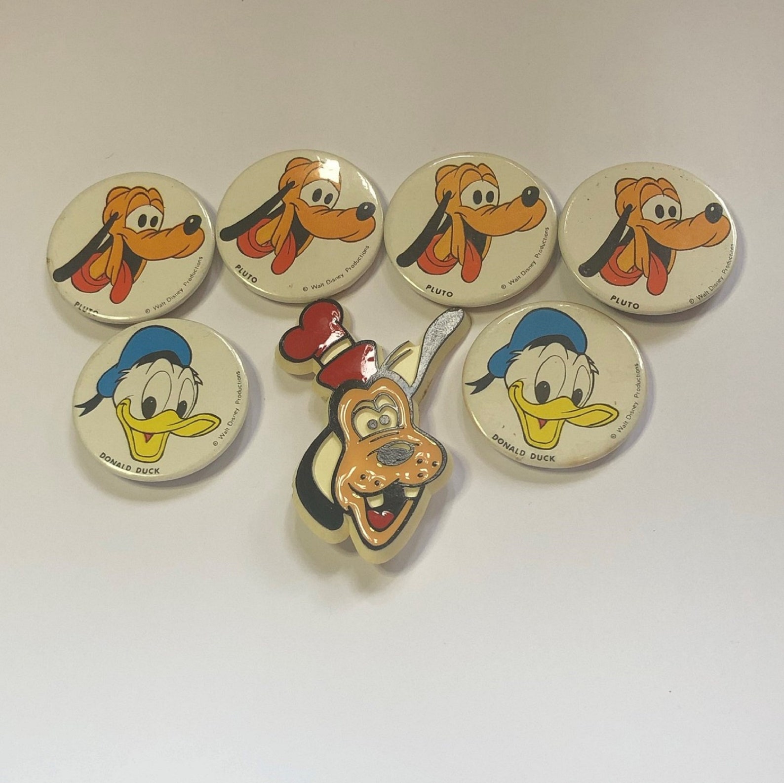 Set of Seven Mixed Disney Pin Badges Goofy Donald Duck Pluto - Etsy UK