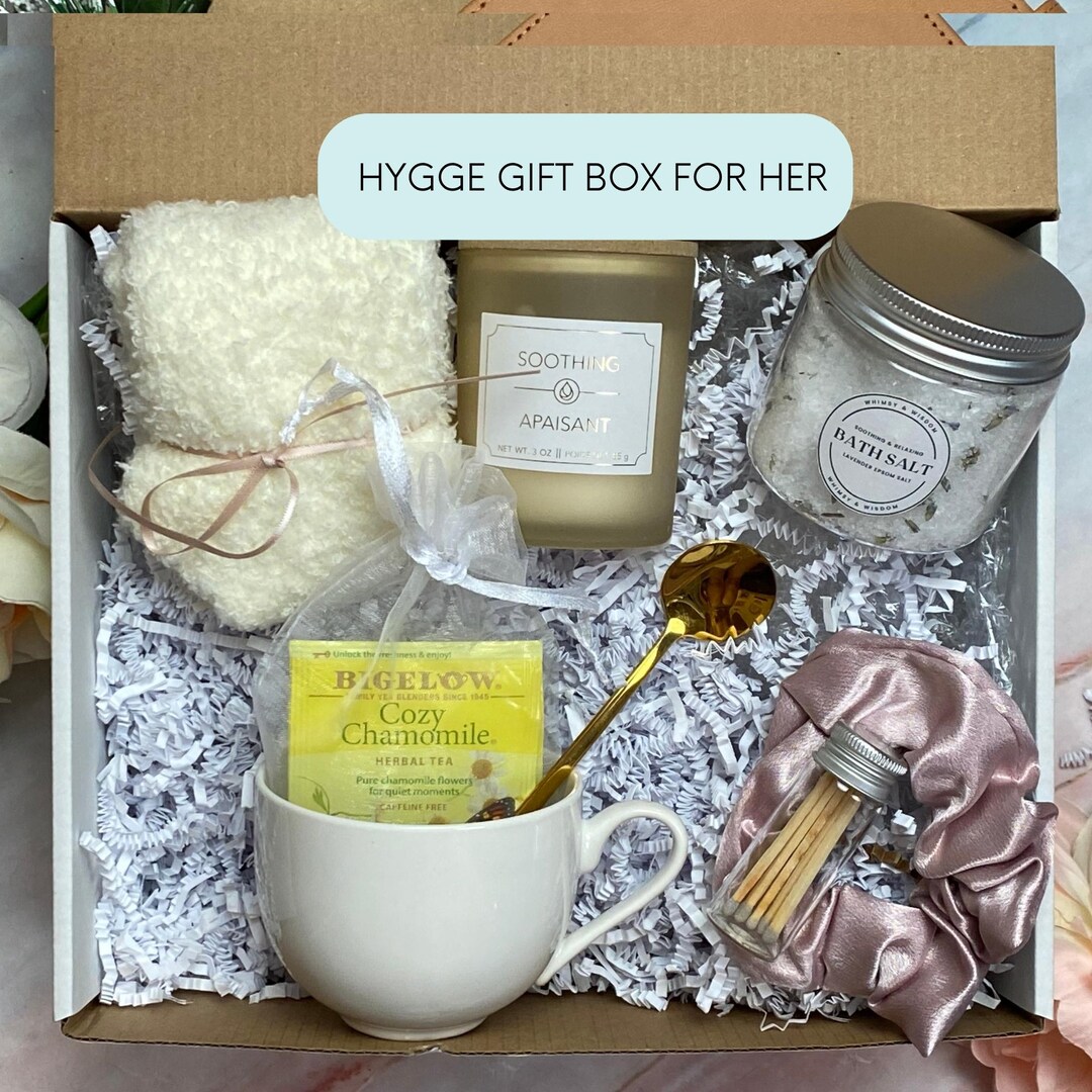 Gift Basket for Women Cozy Gift Box With Socks Candle Cozy Self Care ...