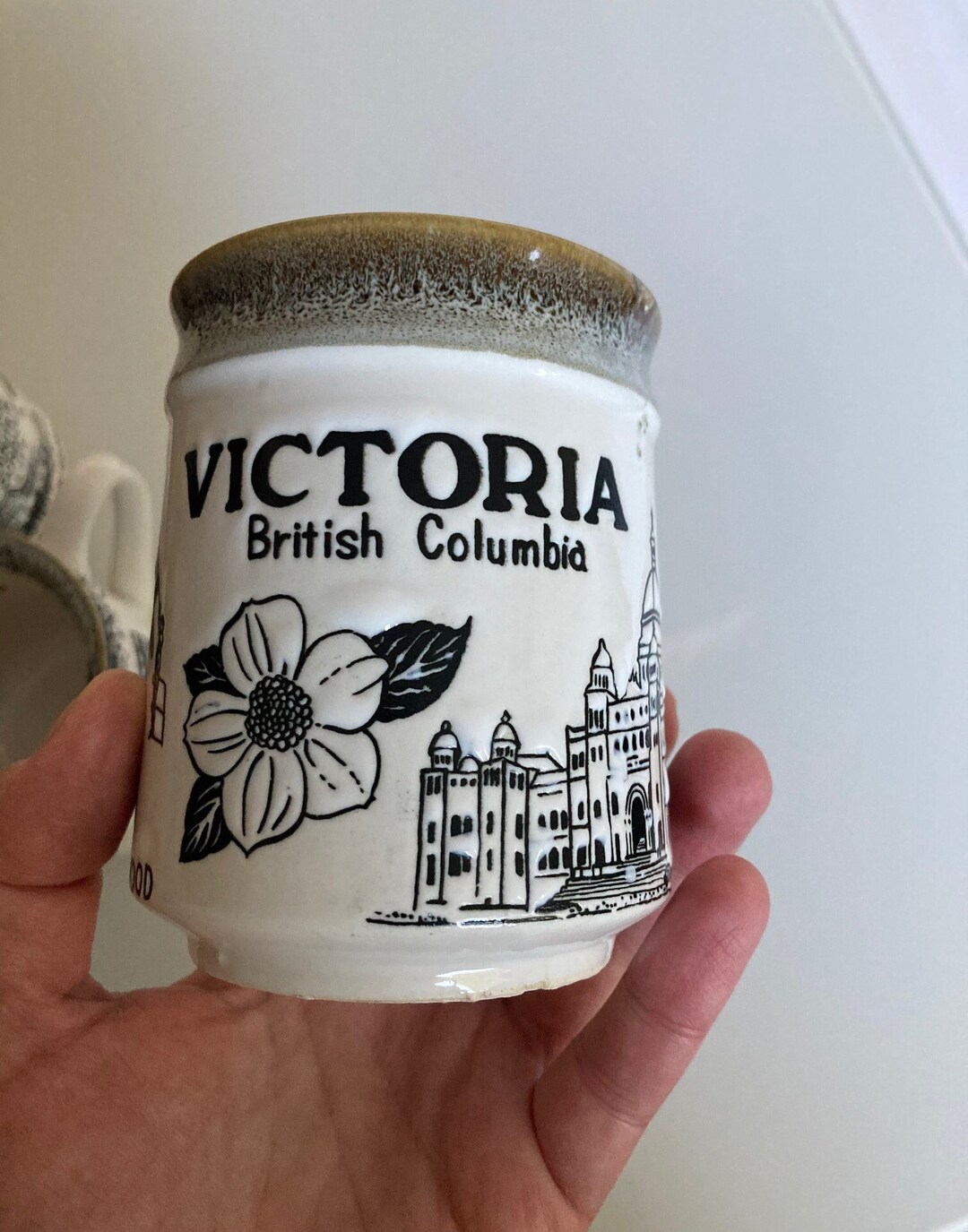 Vintage Stoneware Mugs, Canada, Victoria, Lake Louise/banff, Winnipeg ...