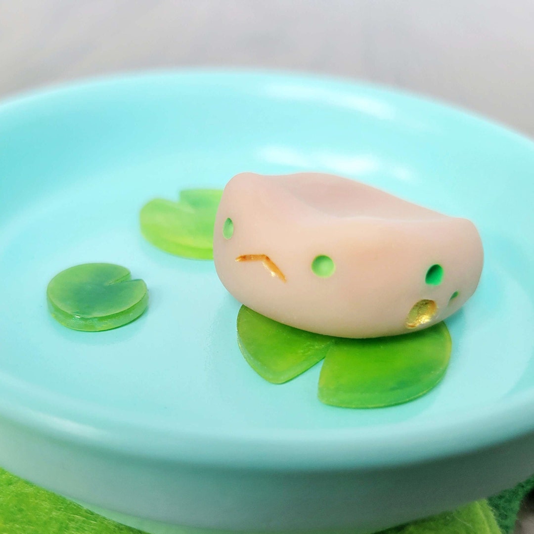 Frog Worry Buddy: Polymer Clay Worry Stone Fidget and Brush Rest - Etsy