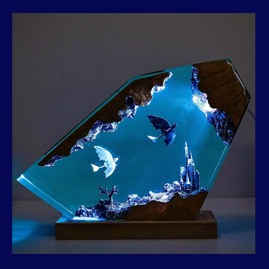 Toothless Fury Fly Over the Castle Night Lights, Toothless Resin Epoxy ...