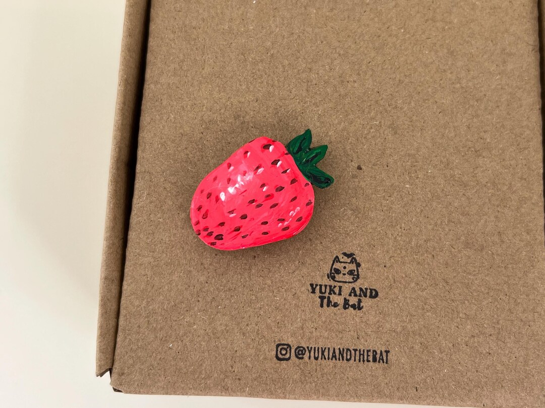 Mini Strawberry Magnet Hand-painted Polymer Clay made to Order - Etsy